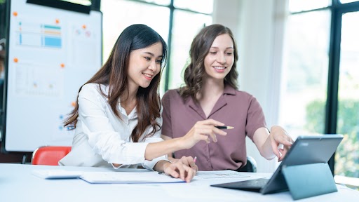 Salary Analysis - Compare Global Salaries with India Salary Analysis - Compare Global Salaries with India